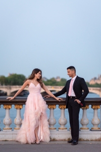 What to Wear to a Photoshoot - Tips from Expert Photographers