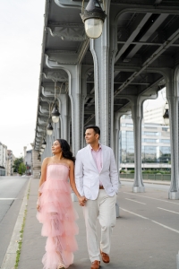 What to Wear to a Photoshoot - Tips from Expert Photographers