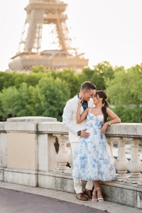 What to Wear to a Photoshoot - Tips from Expert Photographers